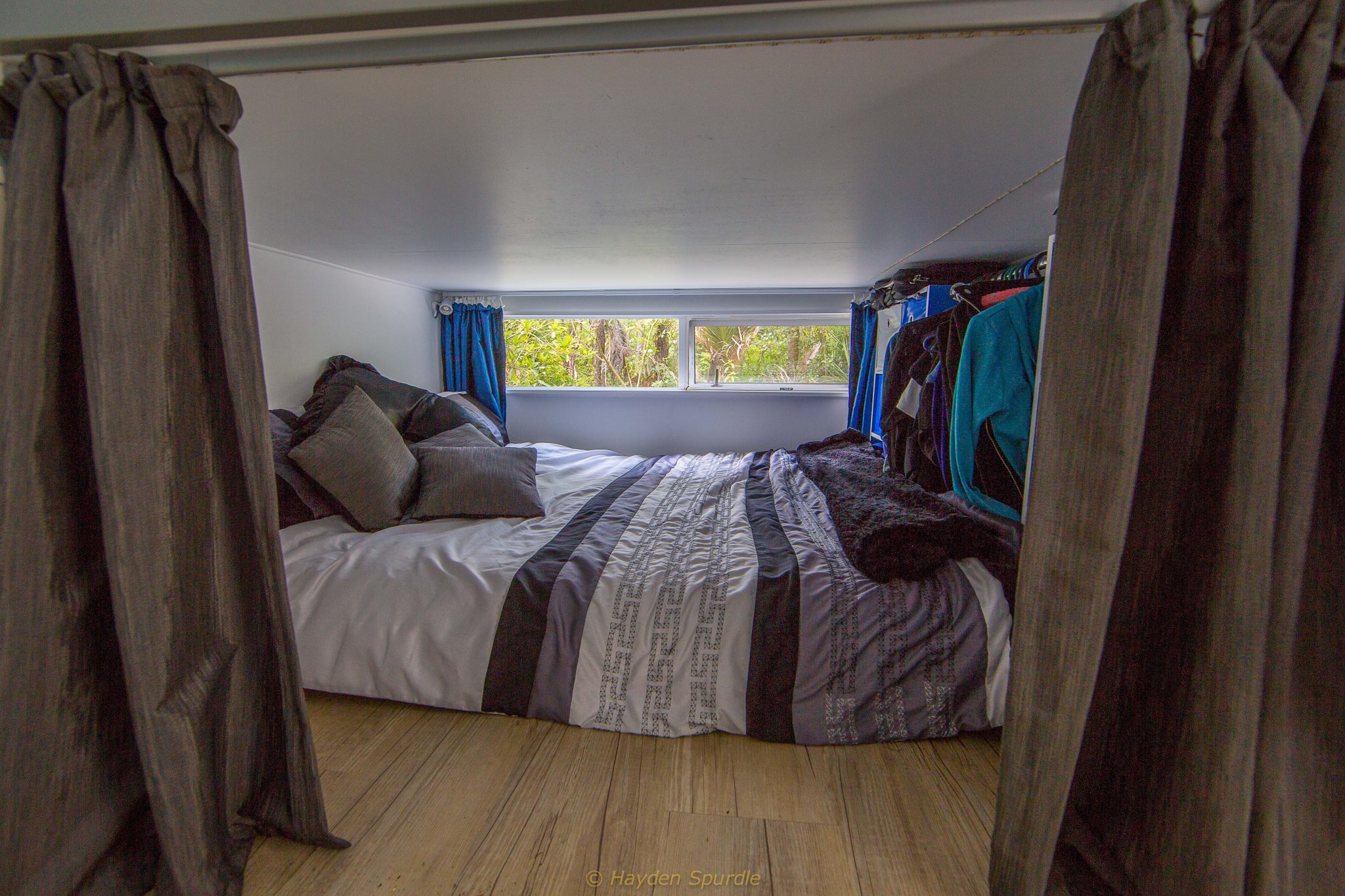 10M2 TINY SHIPPING CONTAINER HOME | Container Home Hub